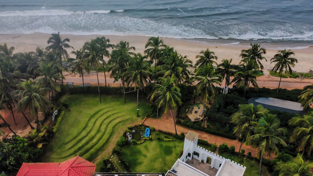 Cheshire Village - Beach Resort - Kodagu