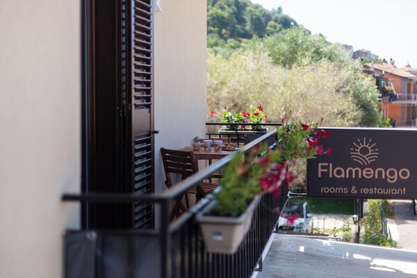 Flamengo Rooms - Centola