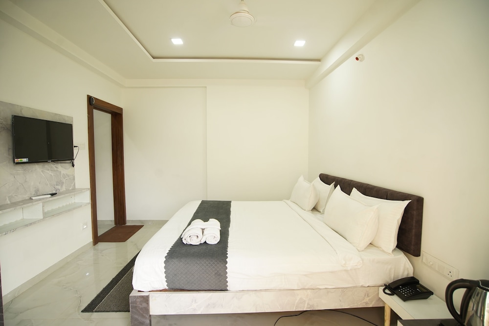 Swagstay Hotel Riviera Nagpur - Nagpur