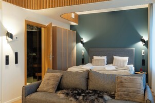 Quarto casal executivo, vista para a cidade | Cortinas blackout, quartos à prova de som, ferros/tábuas de passar roupa