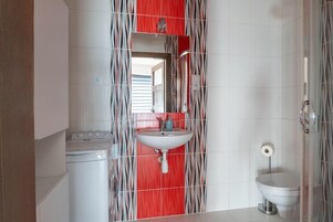 Apartamento, varanda, Vista para a cidade | Casa de banho