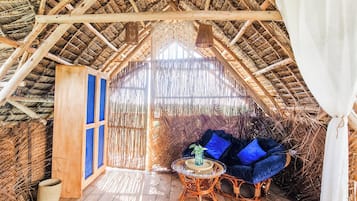Casa na árvore clássico, vista para o jardim