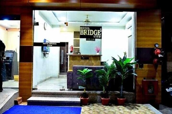 Hotel Bridge View - Nagpur