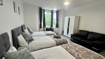 5 quartos, Wi-fi grátis, roupa de cama fornecida