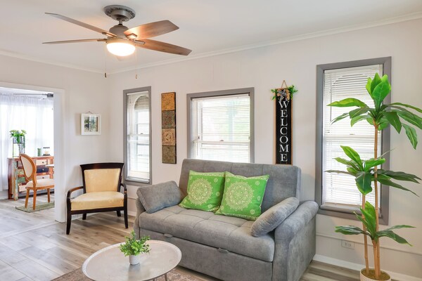 5 Blocks To Beach: Apt W/ Balcony In Ocean Grove! - Long Branch beach