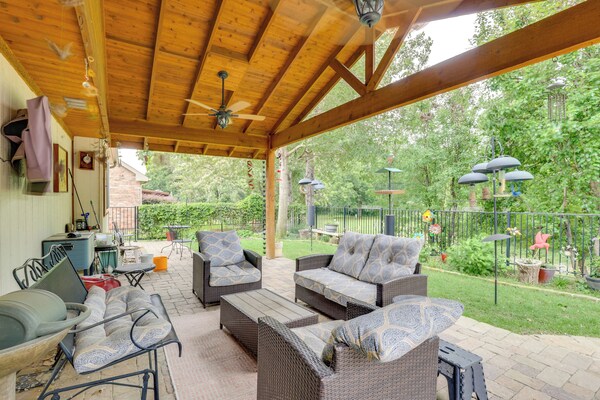 5 Mi To Lewisville Lake: Couple's Retreat W/ Yard - Dallas, TX