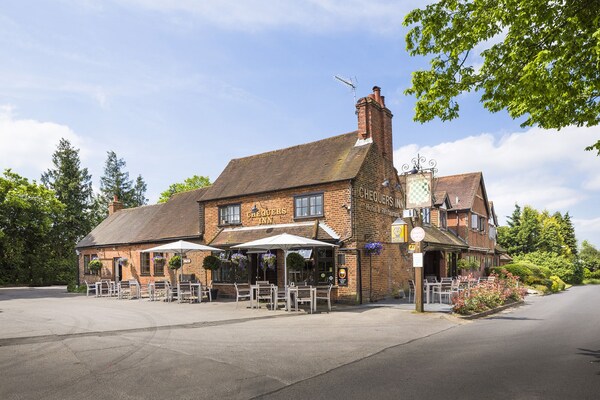 The Chequers Inn - Beaconsfield