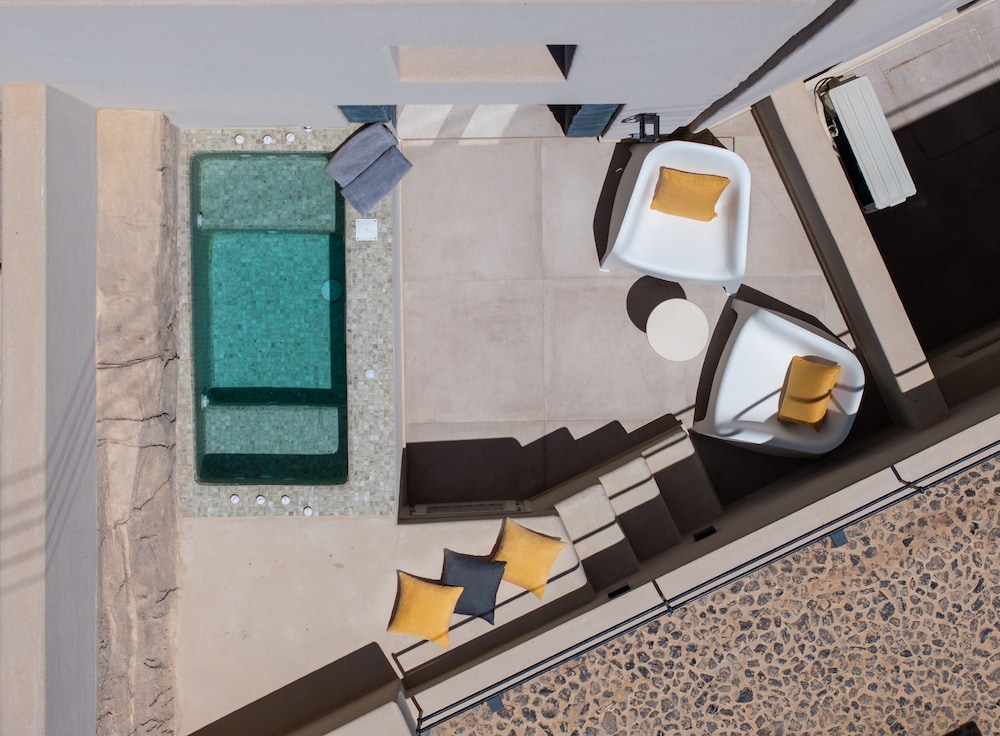 White Orchid Boutique Apartments - Santorini