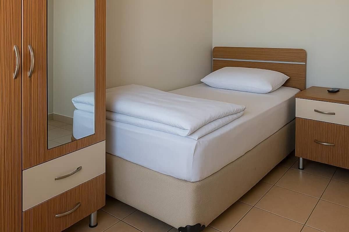 Escrivaninha, espaço de trabalho para notebook, Wi-Fi de cortesia