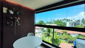 Apartamento Comfort | Lanai (alpendre havaiano)
