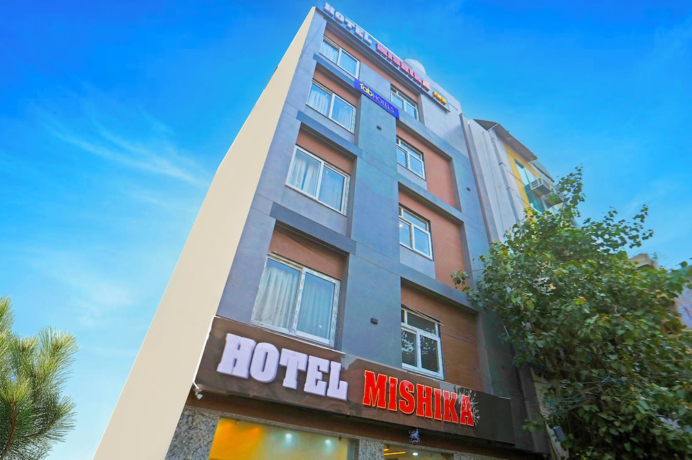 Fabhotel Mishika Inn - New Delhi