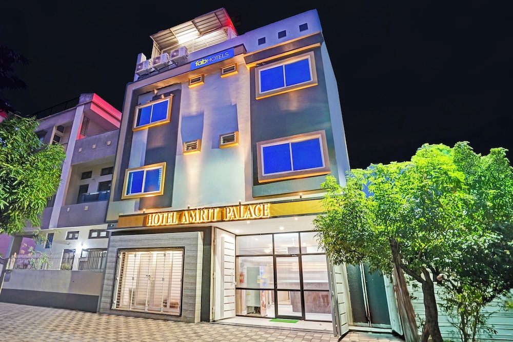 Fabhotel Amrit Palace - Vijay Nagar