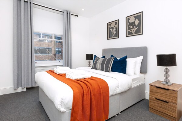 Modern Flat, Steps From Oxford Street! - Marylebone