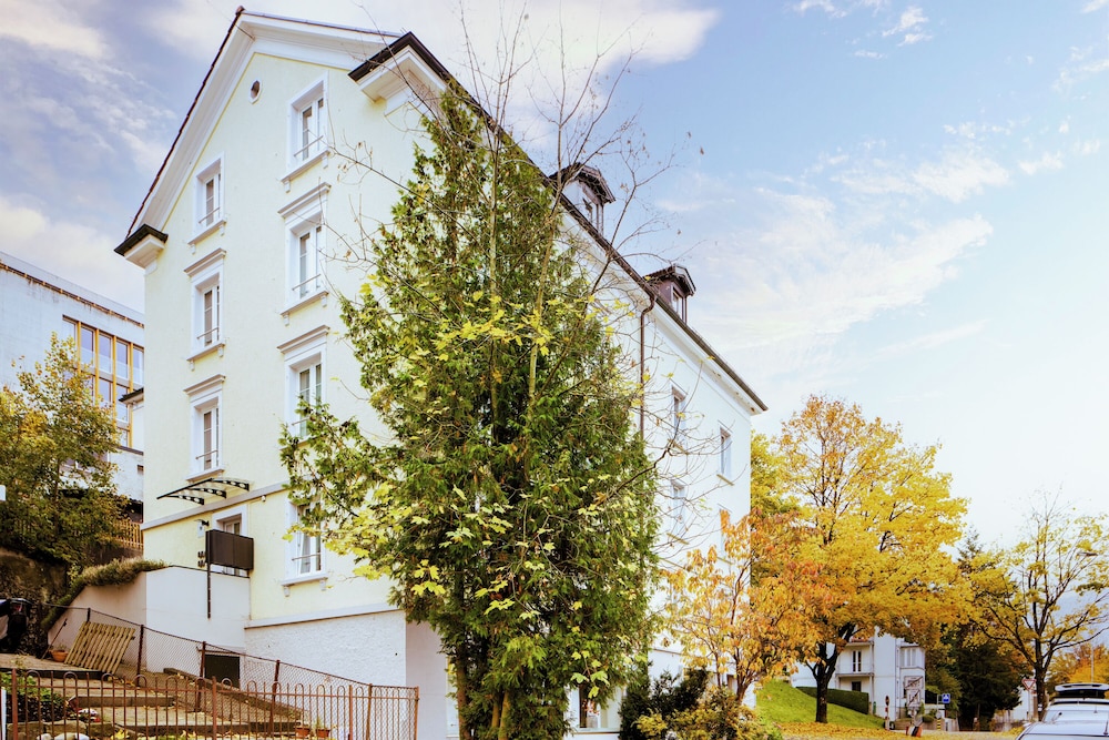 Visimo Apartments Felsenstrasse St Gallen - Elegant Heritage Building In A Quiet Neighbourhood - St. Gallen