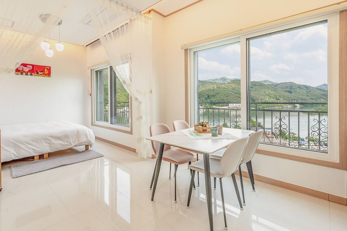 Quarto básico, 1 quarto (Room 201 (Spa/Pool Villa/BBQ)) | Fachada