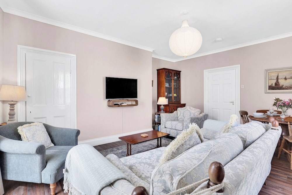 Learchild House - North East Escapes - Alnwick