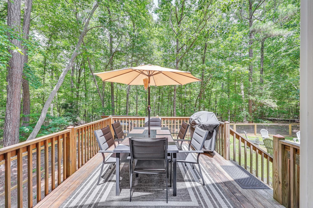 Fisher's Retreat Near Lake Thurmond: Tignall Home - Redbox, Calhoun Falls