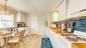 Casa (2 Bedrooms) | Interior