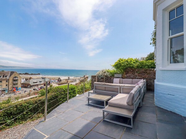 Harbour House - Looe