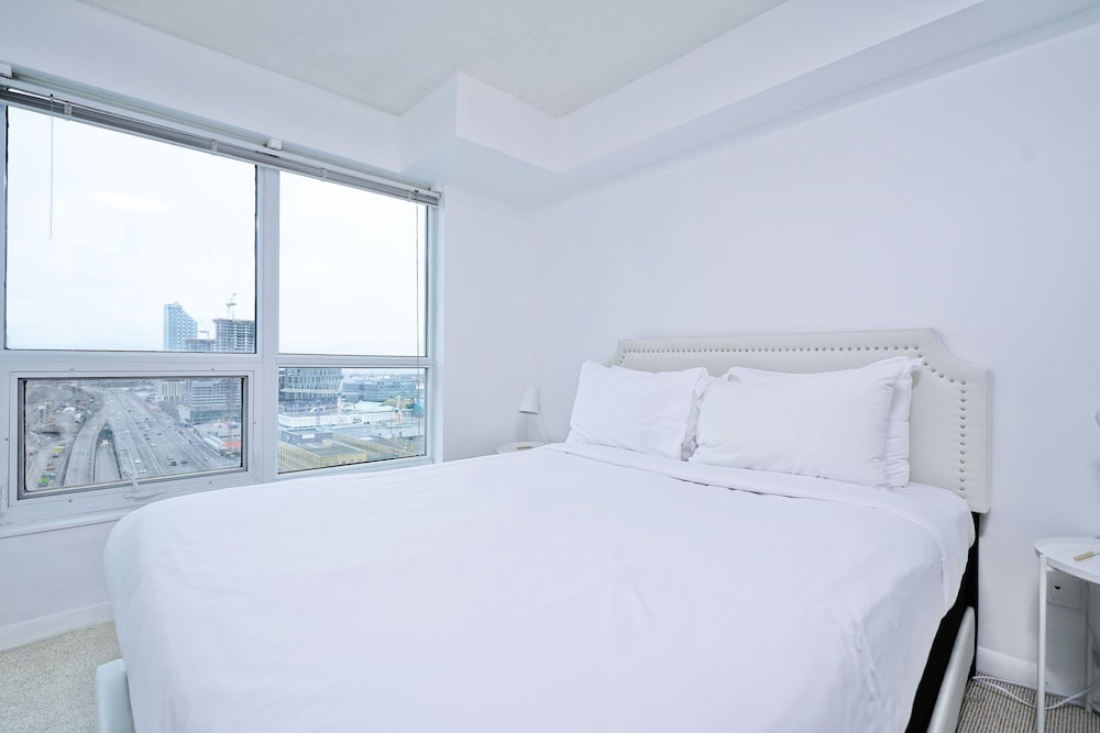 The Teahouse Suite - Toronto