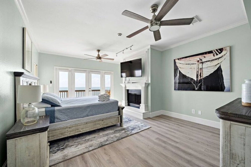 Bayview Home with Boat Slip & Stunning Views - Terramar Beach | Vrbo