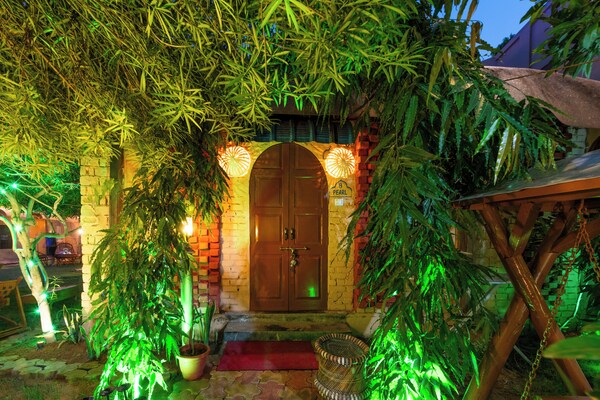 Travellers Village - Jaipur