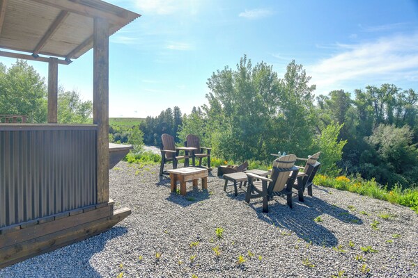 Fall River Cabin Retreat: On-site Fly Fishing! - Ashton, ID