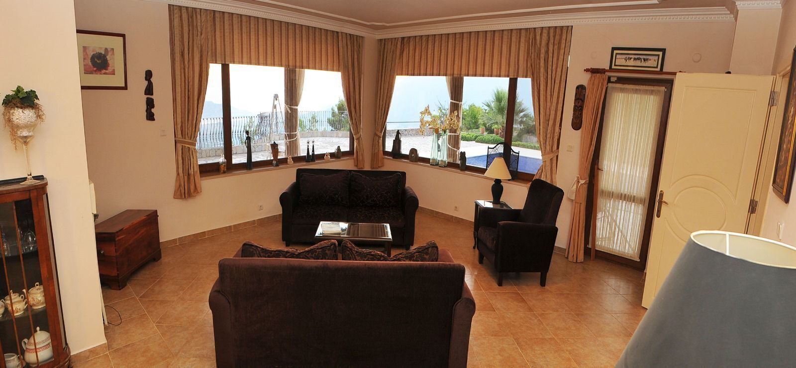 VILLA | Espaço de trabalho para notebook, ferros/tábuas de passar roupa