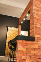 Apartamento luxo | Cozinha privada | Cafeteira/chaleira, torradeira, liquidificador, chapa