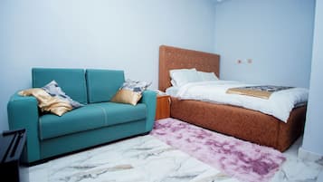 Quarto executivo, 1 quarto, para não fumantes, ar-condicionado | Frigobar, escrivaninha, espaço de trabalho para notebook