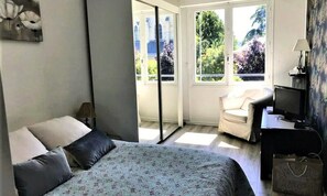 Roupa de cama fornecida