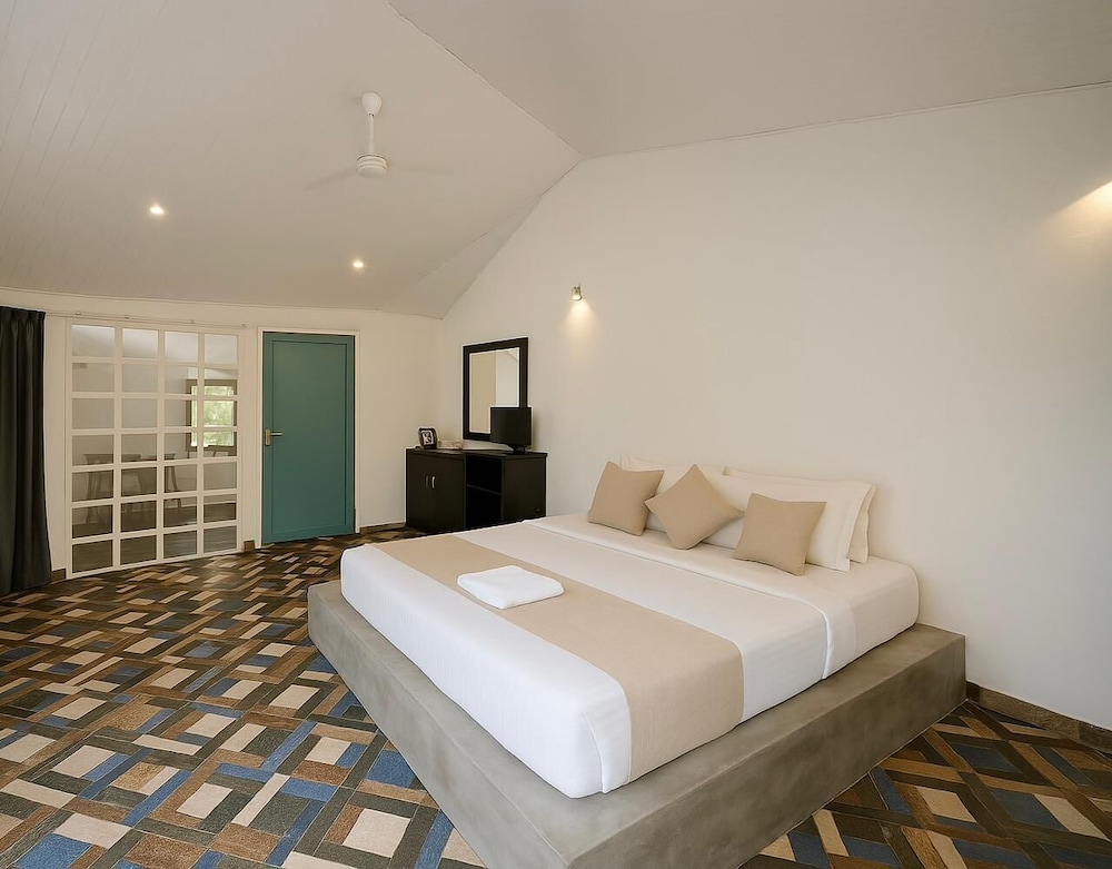 Dd Villa & Serenity Cottages - Goa