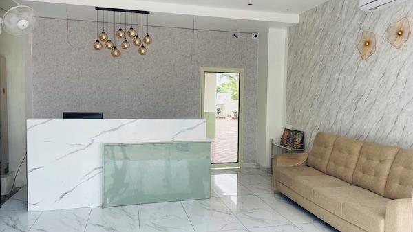 Hotel Vistaara Grand - Guntur