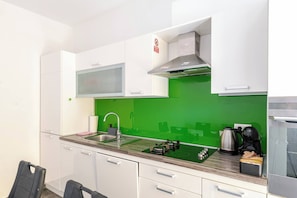 Apartamento, 2 quartos, fumadores, varanda | Interior