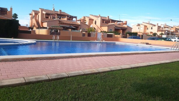 Apartamento, 2 quartos, varanda | Exterior