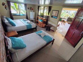 Apartamento Deluxe, varanda, vista para o oceano | Wi-fi grátis, roupa de cama fornecida 