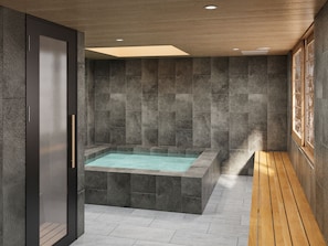 Suíte com design assinado, para não fumantes (Spa, with Sauna) | Banheiro | Banheira e chuveiro separados, chuveiro com efeito de chuva