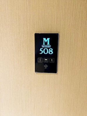 Secretária, Wi-fi grátis, roupa de cama fornecida