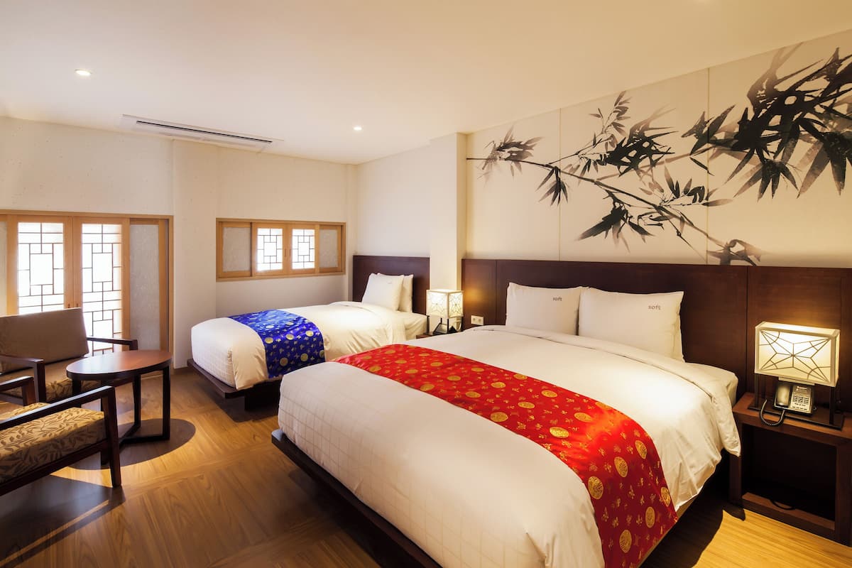 Escrivaninha, espaço de trabalho para notebook