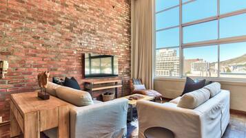Loft superluxo, vista para a montanha | Ferros/tábuas de passar roupa, Wi-Fi de cortesia