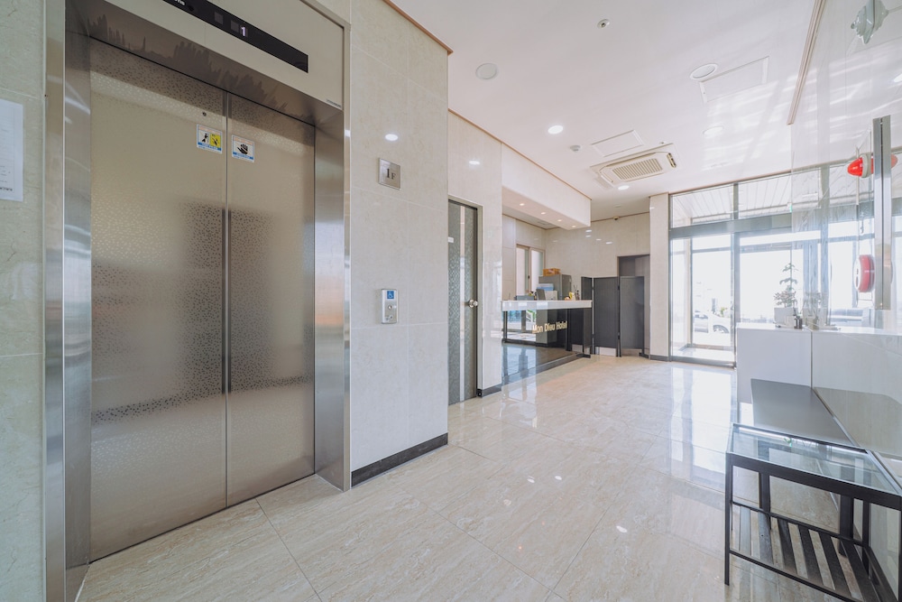Jeju Mondieu Tourist Hotel - Jeju-si