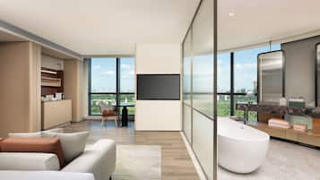 Suite, 1 quarto (Dining, Pantry, Study Area)