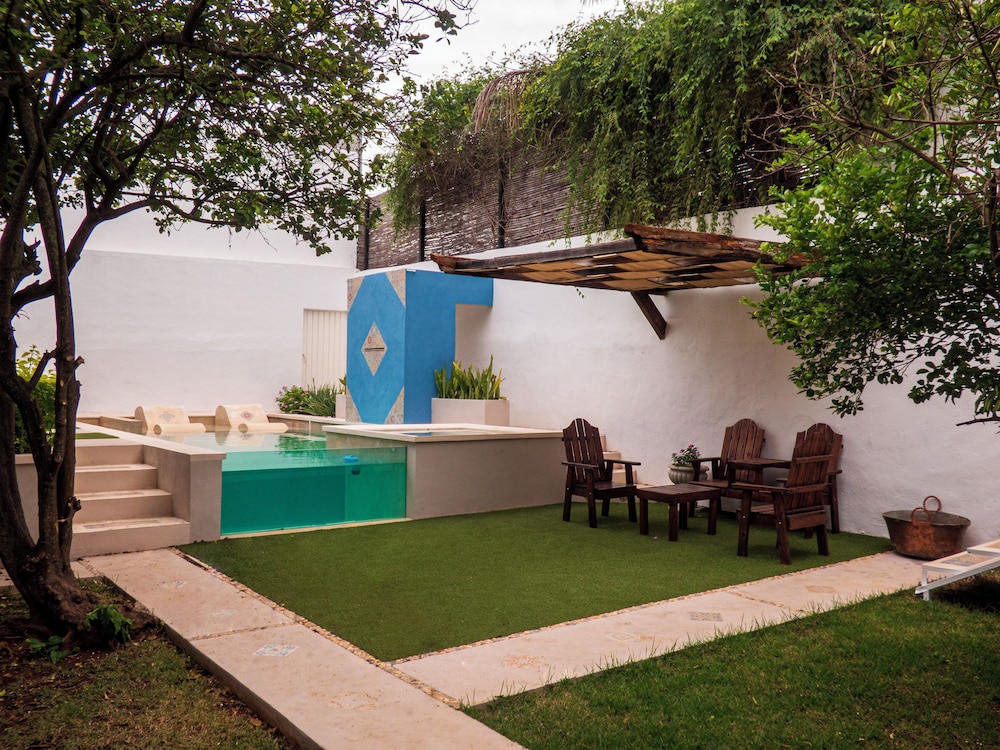 Hotel Boutique Flores Y Gemas - Mérida