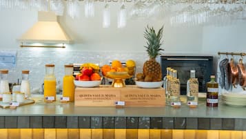 Pequeno-almoço continental diário incluído