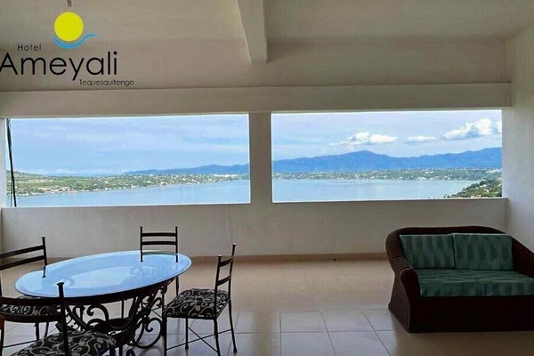 Suite-Estúdio, vista para o lago | Terraço/pátio interior