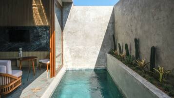 Villa Deluxe, vista para a piscina | Piscina privativa