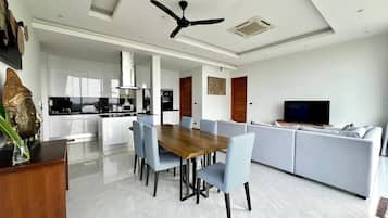 Villa Familiar, vista para o mar | Sala de estar