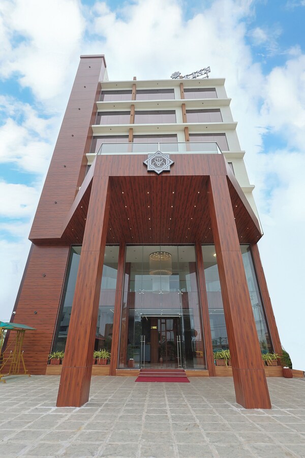 Hotel Sunshine Inn - Somnath