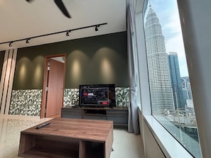 Apartamento, 3 quartos, Vista para a cidade | Wi-fi grátis, roupa de cama fornecida