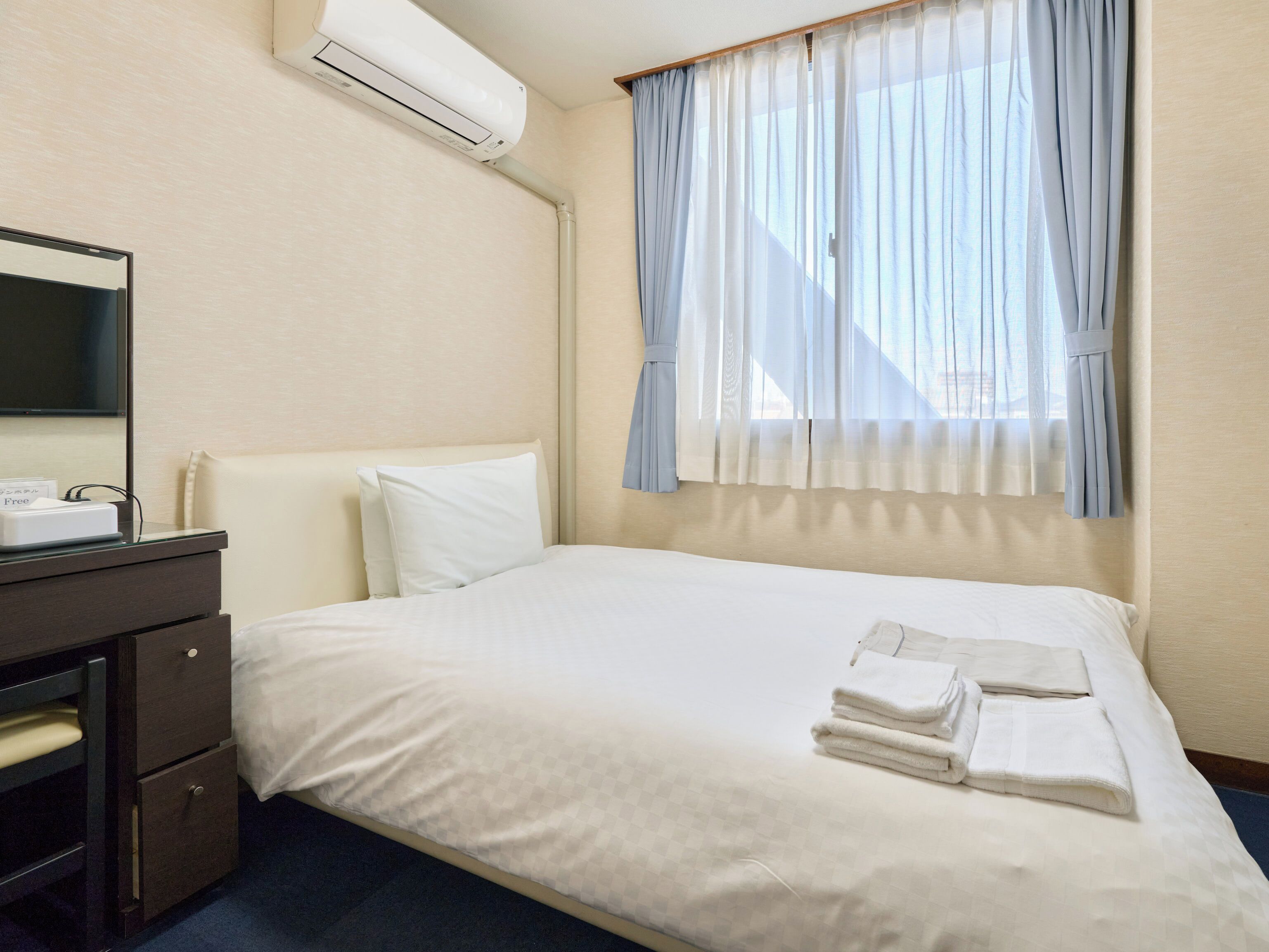 Quarto Individual Standard | Secretária, secretária adequada para computadores portáteis 